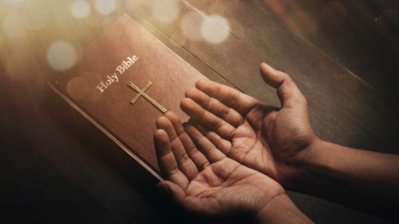 A Oração de Jabez – 5 Lições Importantes (Quem Foi Jabez?) A Oração de Jabez – 5 Lições Importantes (Quem Foi Jabez?)
